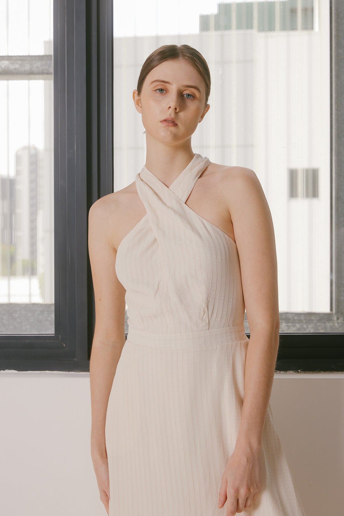 Leah Cross Neck Dress in Ivory – Génue