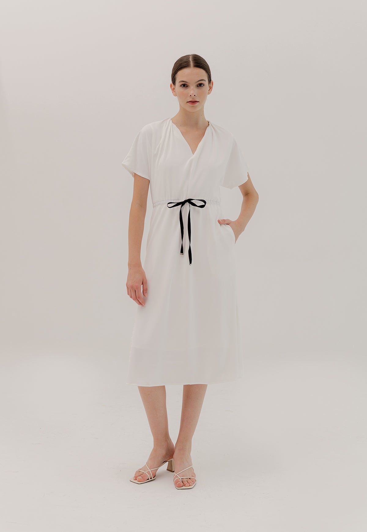 Nicole Waist Tie Dress in Ivory – Génue